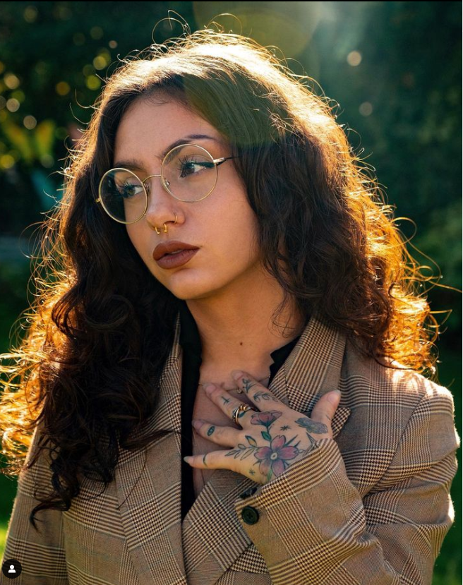 3 +3 Créatrices à suivre sur MYM Fans en 2023