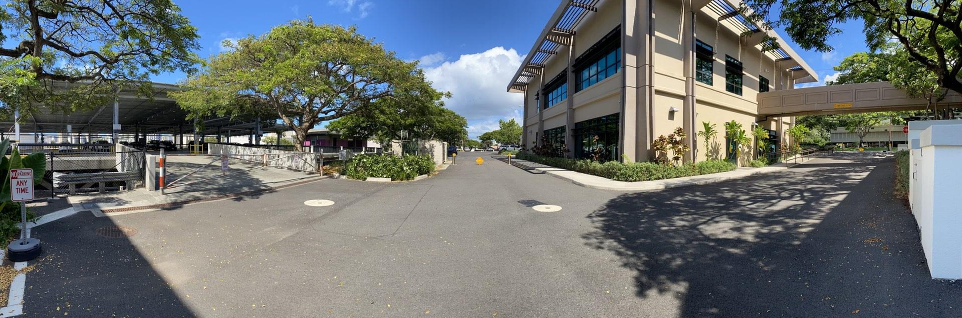 UH Campus Entrances
