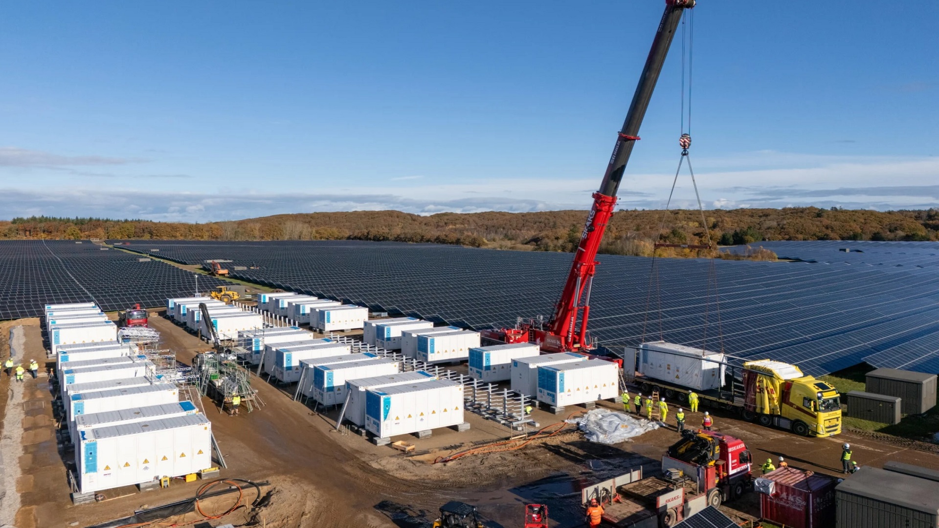 Northern Europe’s largest solar and battery park now live with 200 MWh